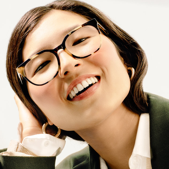 Glasses to unlock better sleep. Sharper focus. A better you. – Felix Gray