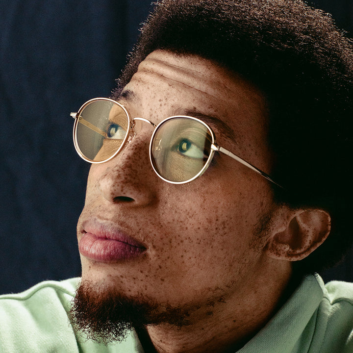 Glasses to unlock better sleep. Sharper focus. A better you. – Felix Gray